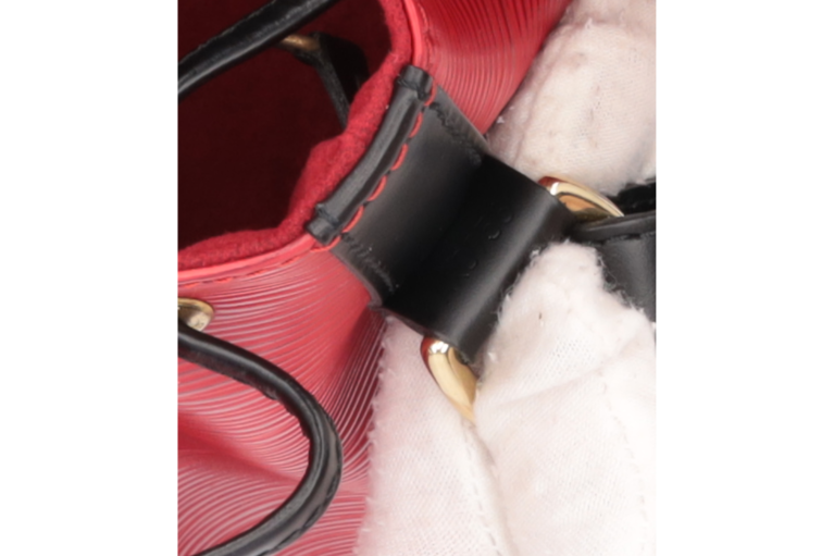 Louis Vuitton Petit Sac Noe mehrfarbig Rot-Schwarz Epi mit D-Ring M44172